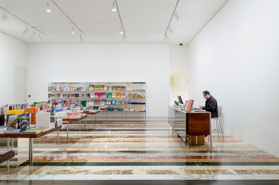 Martin Creed: Work No. 1051 – Moritz Bernoully